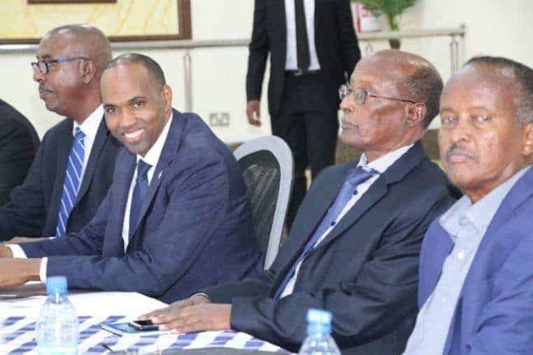 Hay'adaha Dowladda Somalia u qaabilsan Dastuurka oo War-murtiyeed soo ...